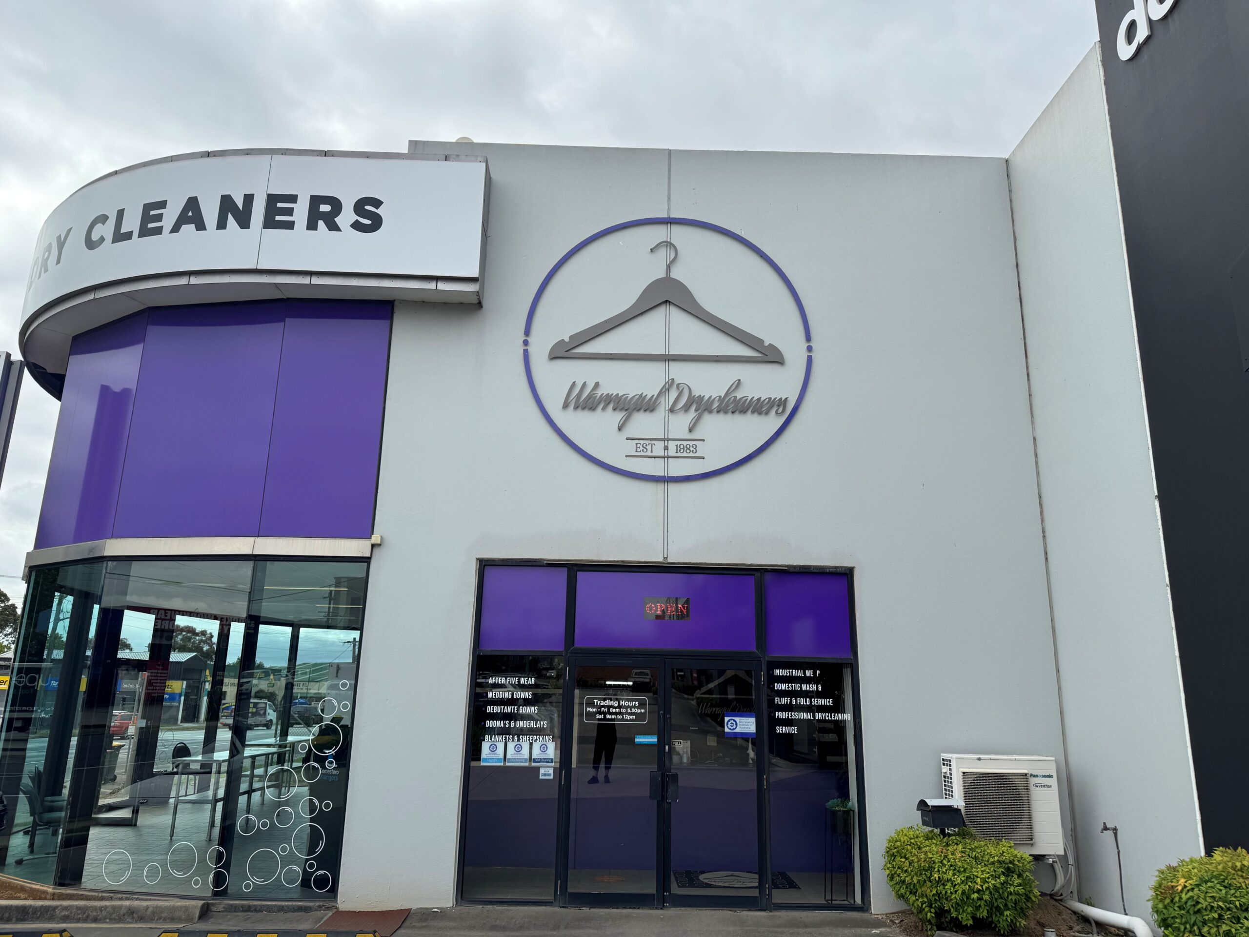 SOLD - Dry Cleaning and Laundromat Service – Warragul, VIC